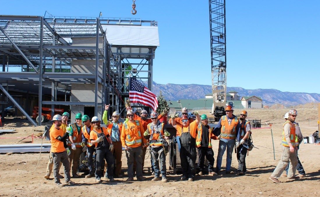 The Dynamics of Close-Knit & LPR Construction's Art of Leading