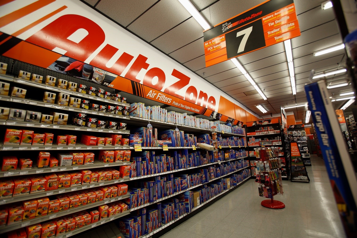 How AutoZone Fend off Amazon in Battle over Auto Parts?